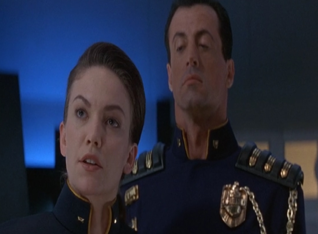 Things I Like: Judge Dredd (1995 Film) – Neko Random